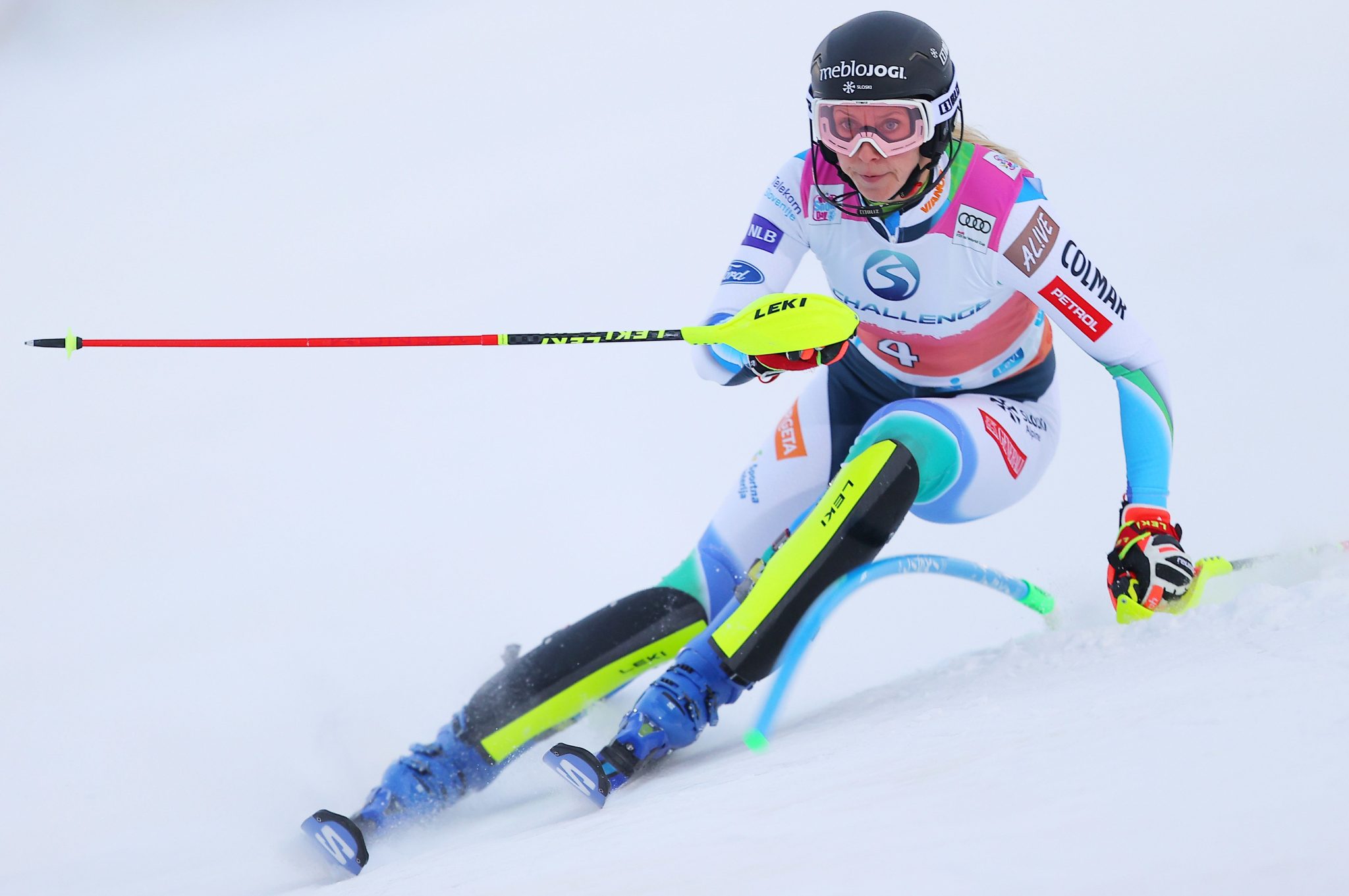 Ana Bucik slalomsko sezono začela z izvrstnim šestim mestom, do točk ...