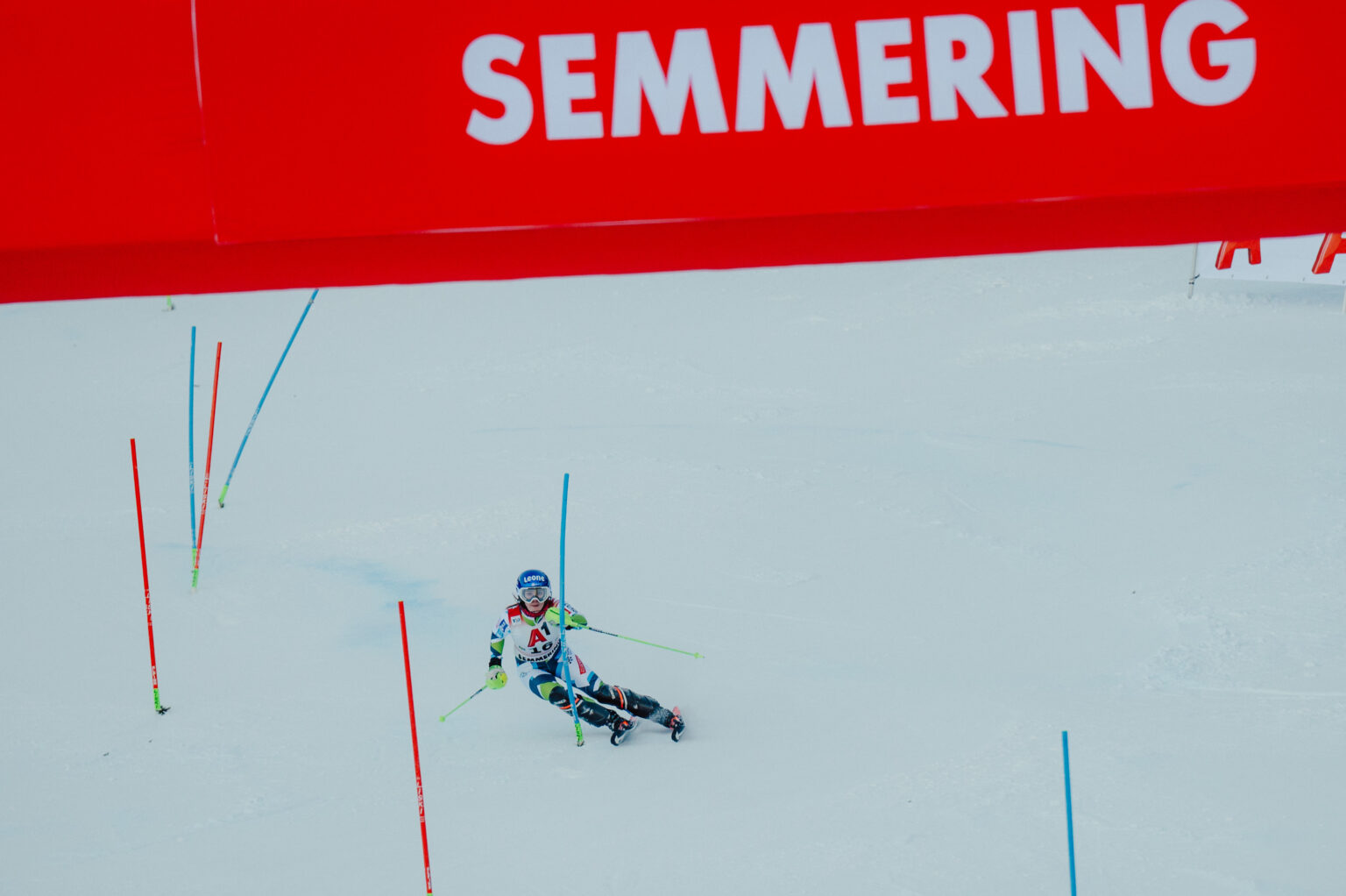 Andreja Slokar med deseterico, do točk tudi Ana Bucik Jogan - Sloski
