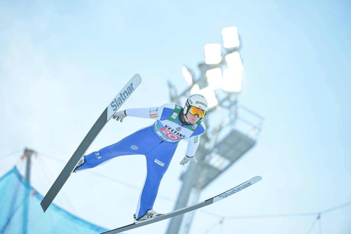 smucarski-skoki-novice - Sloski