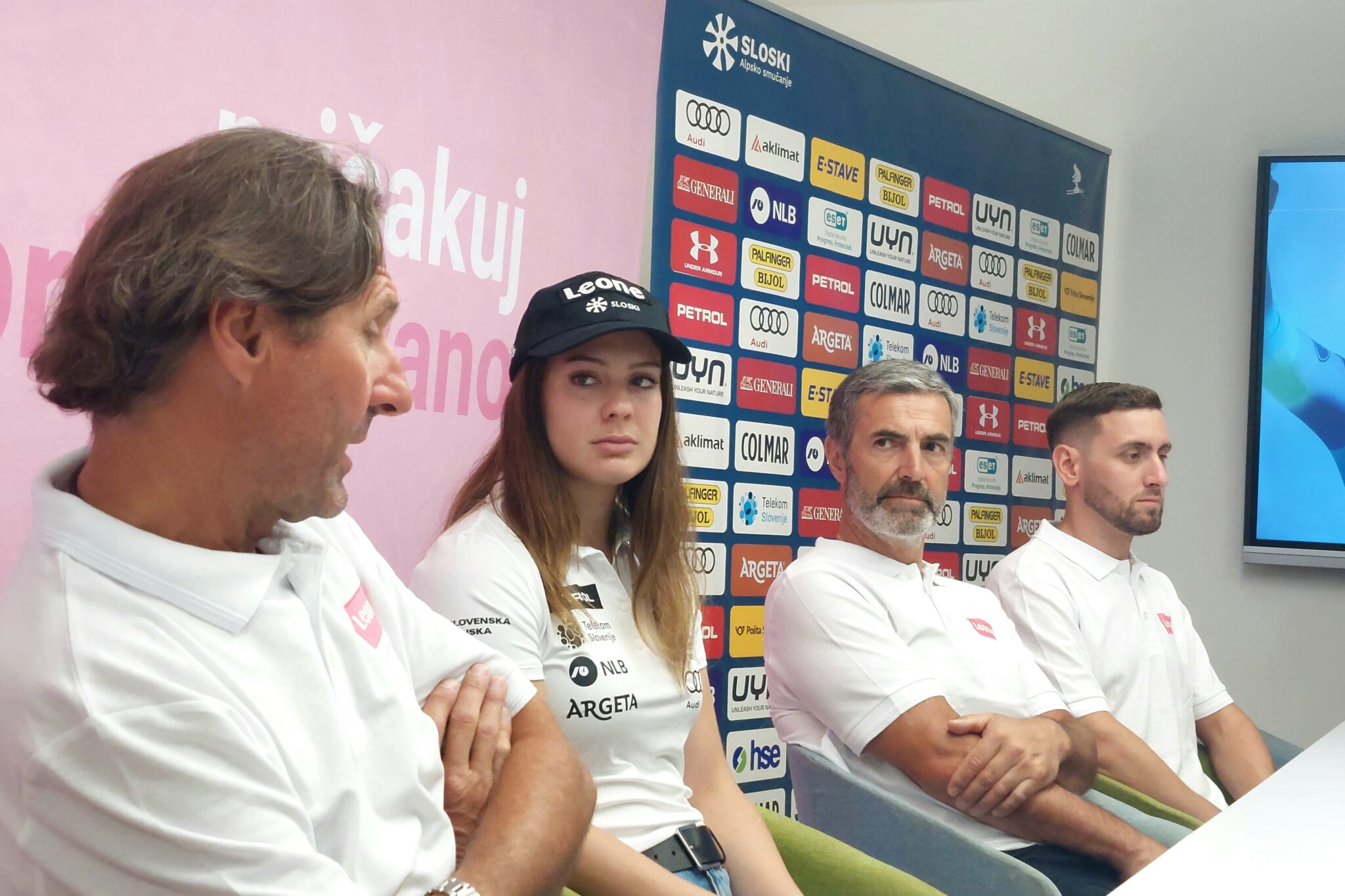 Andreja Slokar z ekipo predstavila načrte za sezono 2025/2026 - Sloski